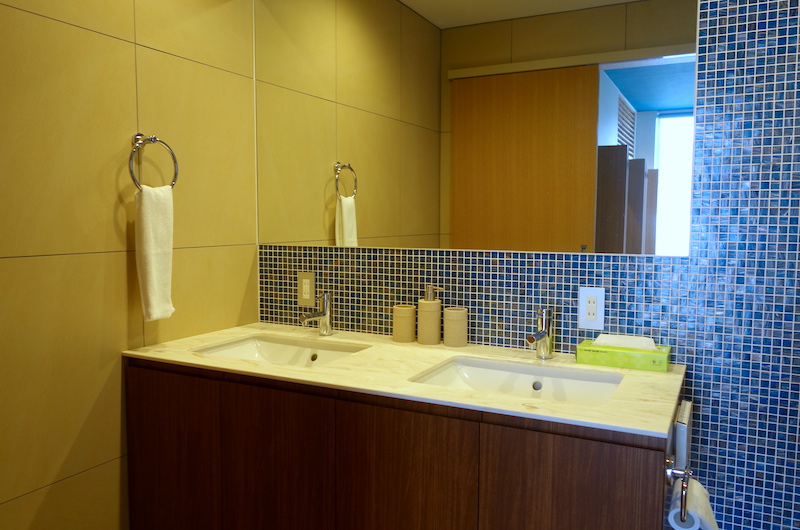 Kitsune House | Hirafu, Niseko | Japan