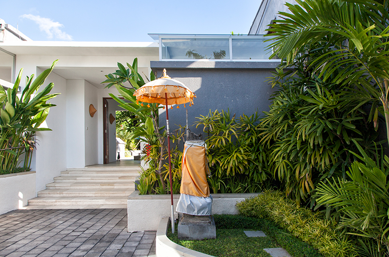 Villa Capil | Batubelig, Bali | Indonesia