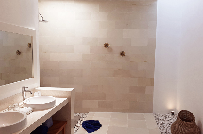 Villa Capil | Batubelig, Bali | Indonesia